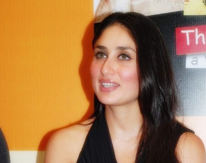 ` expressiOns :: kareena kapoOr ` ~ Seductive Girl