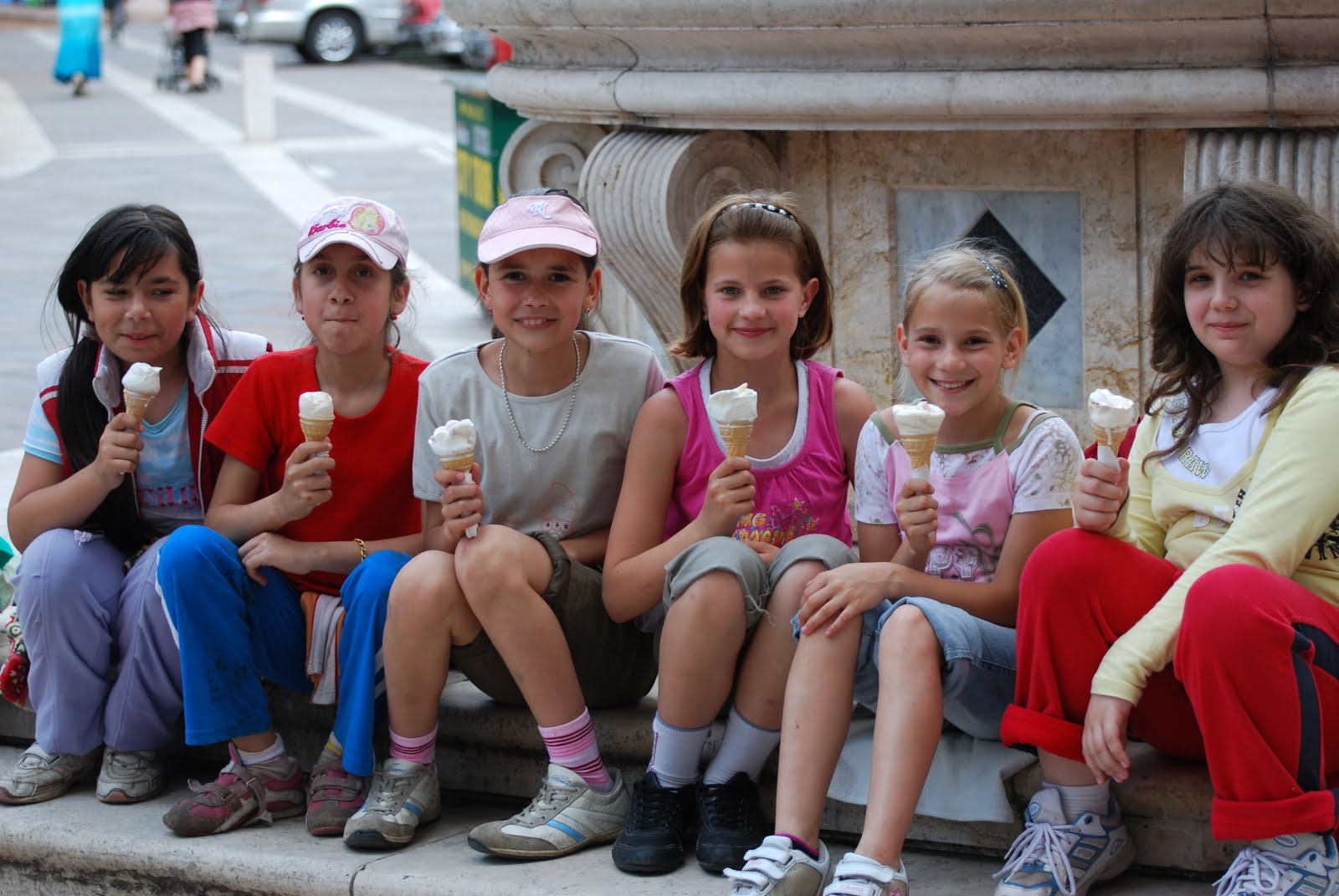 L U G A R E S : BUDAPESTE DIA 8 - A BELEZA DO POVO E CULTURA HÚNGARA