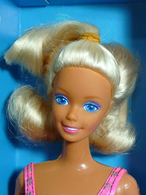 SPRINKLES AND PUFFBALLS: Barbie Make Up and Hair