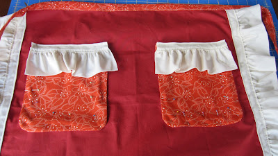 Kitty Cats and Airplanes: Tutorial Tuesdays- Napkin Apron