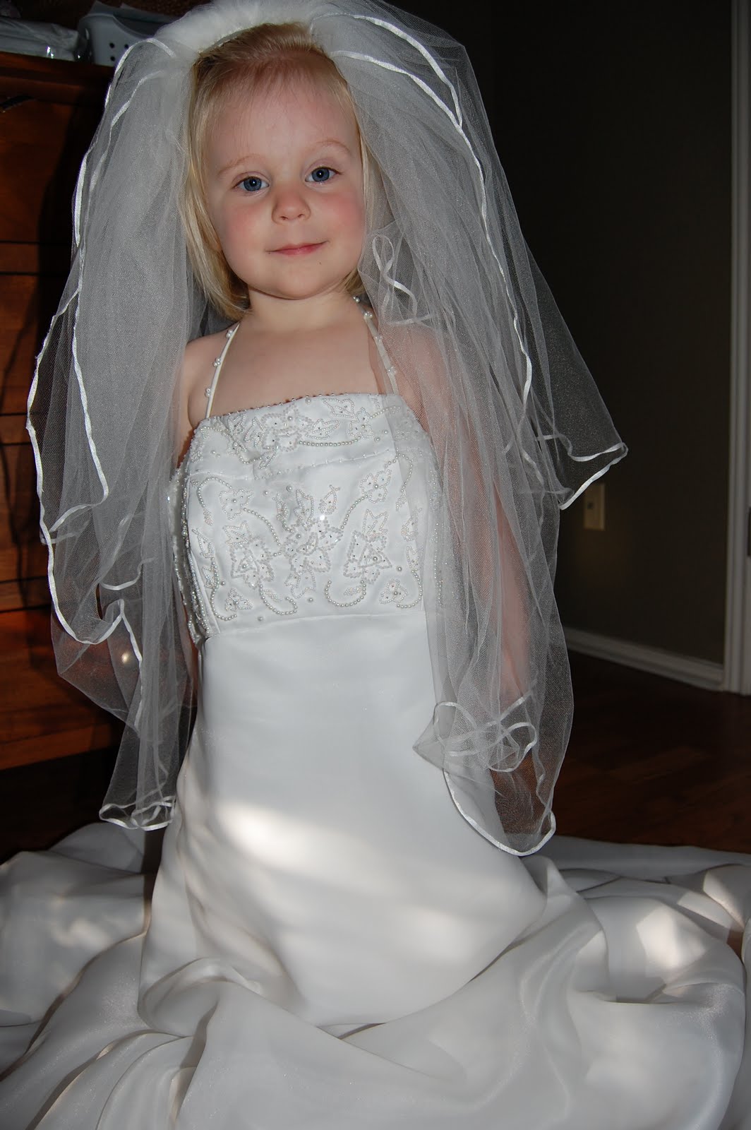 Two Peas: Little brides