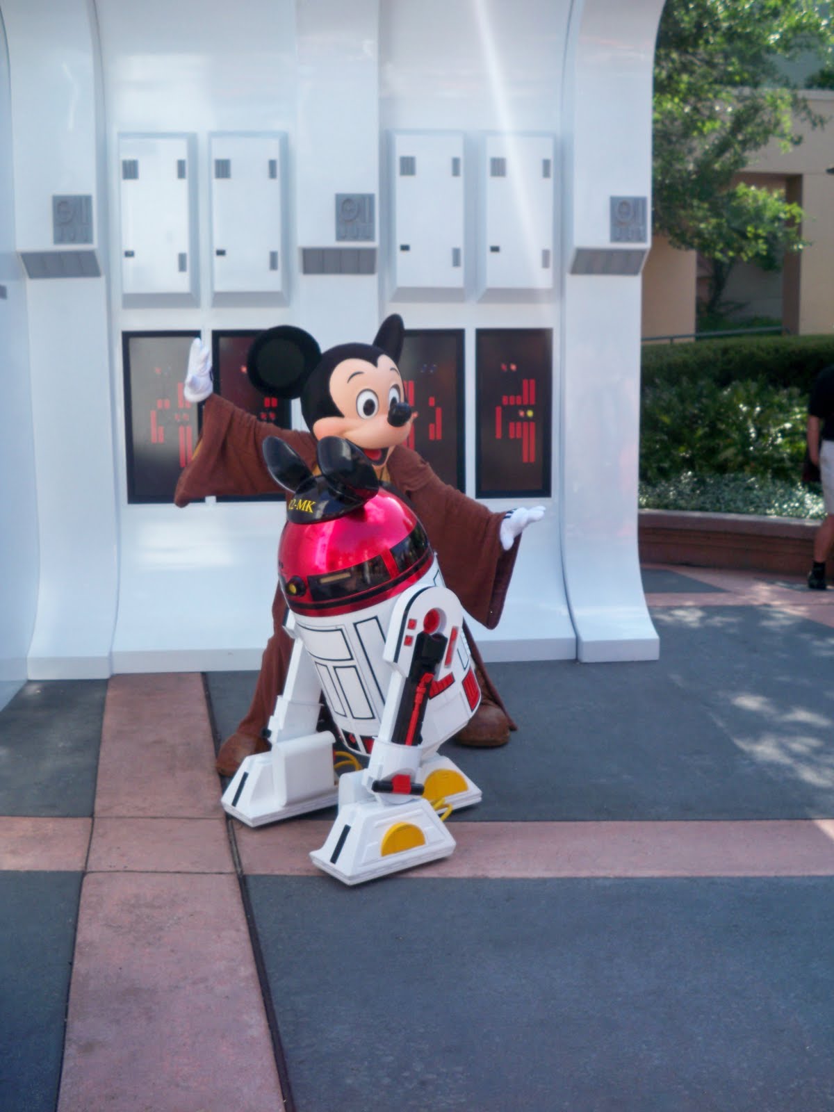 Around The Mouse: Two Great Pieces Of American Culture: Disney and Star ...
