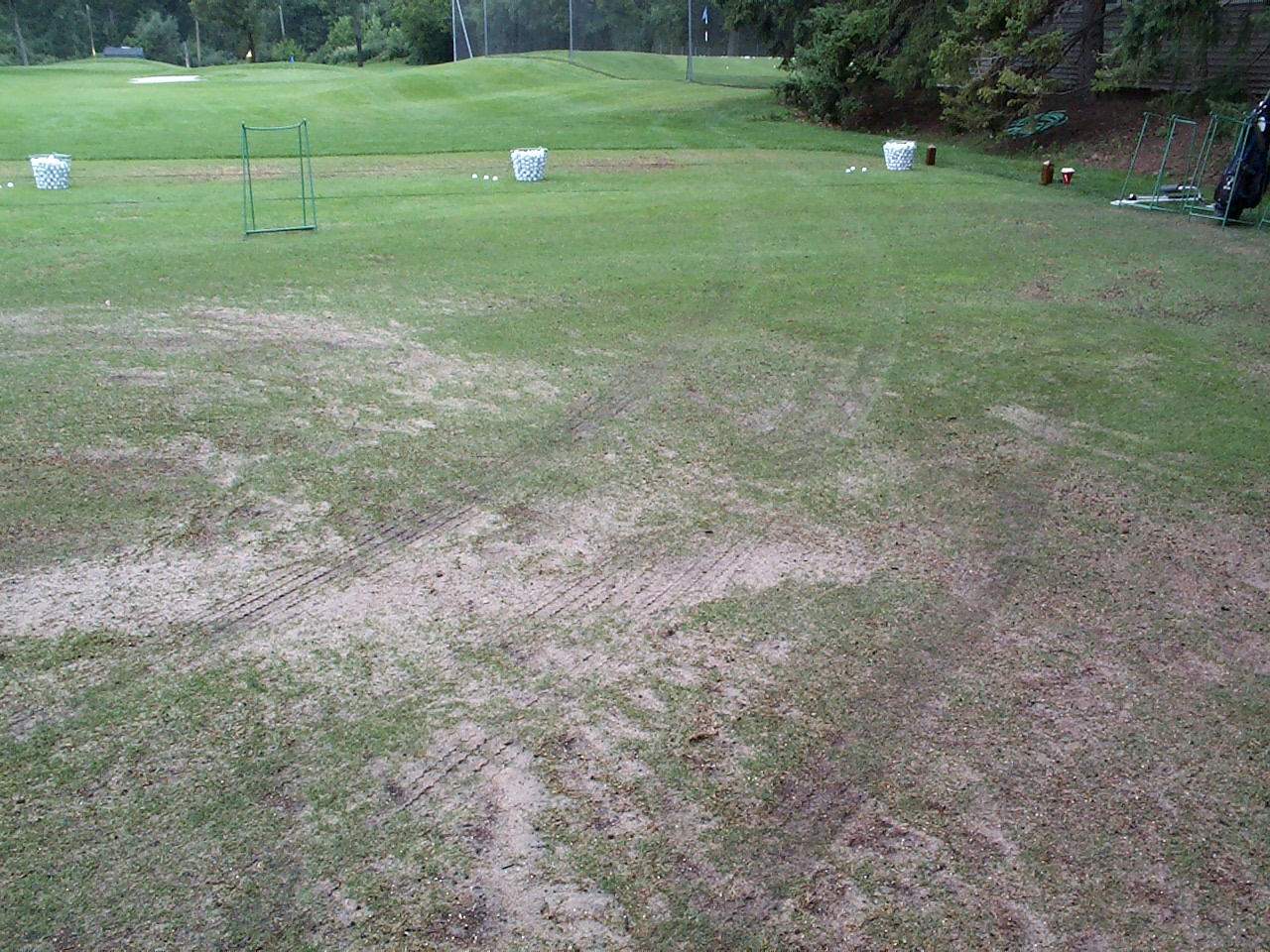 Northmoor Country Club Golf Course Operations: Range Turf Quality Factors