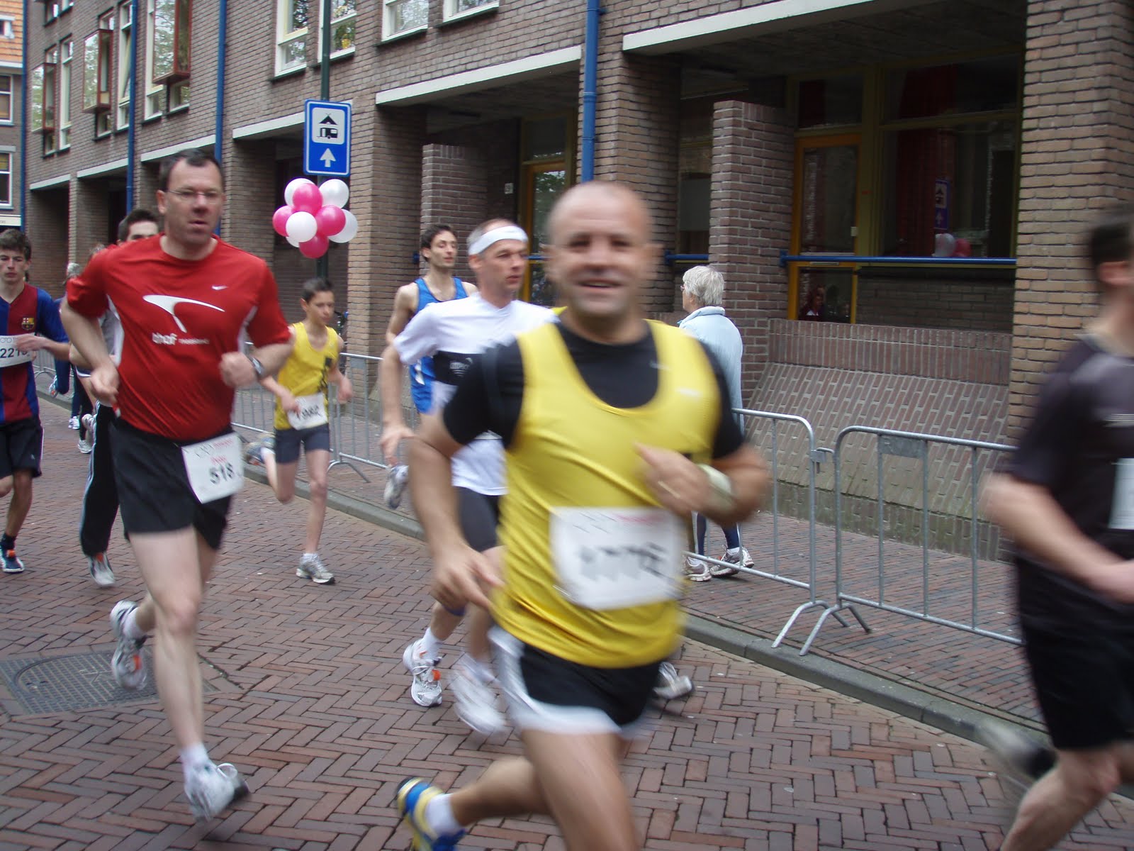 Xavier e Amélia - Atletismo: Golden Ten Loop - Delft - 2010